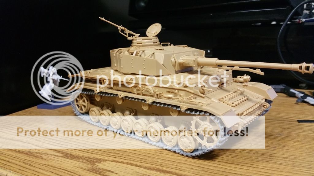 Tamiya 1/35 Panzer IV H - International Scale Modeller